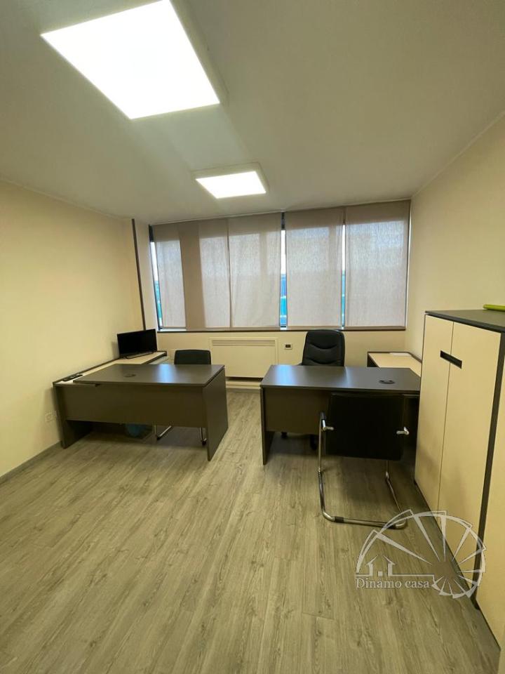 Ufficio in vendita a Prato