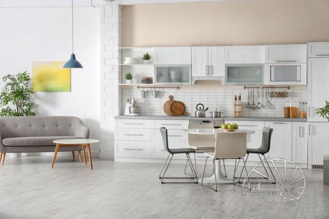 Magazzino in vendita a Prato