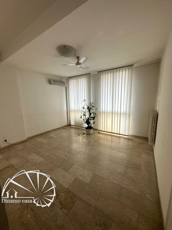 Ufficio in vendita a Prato