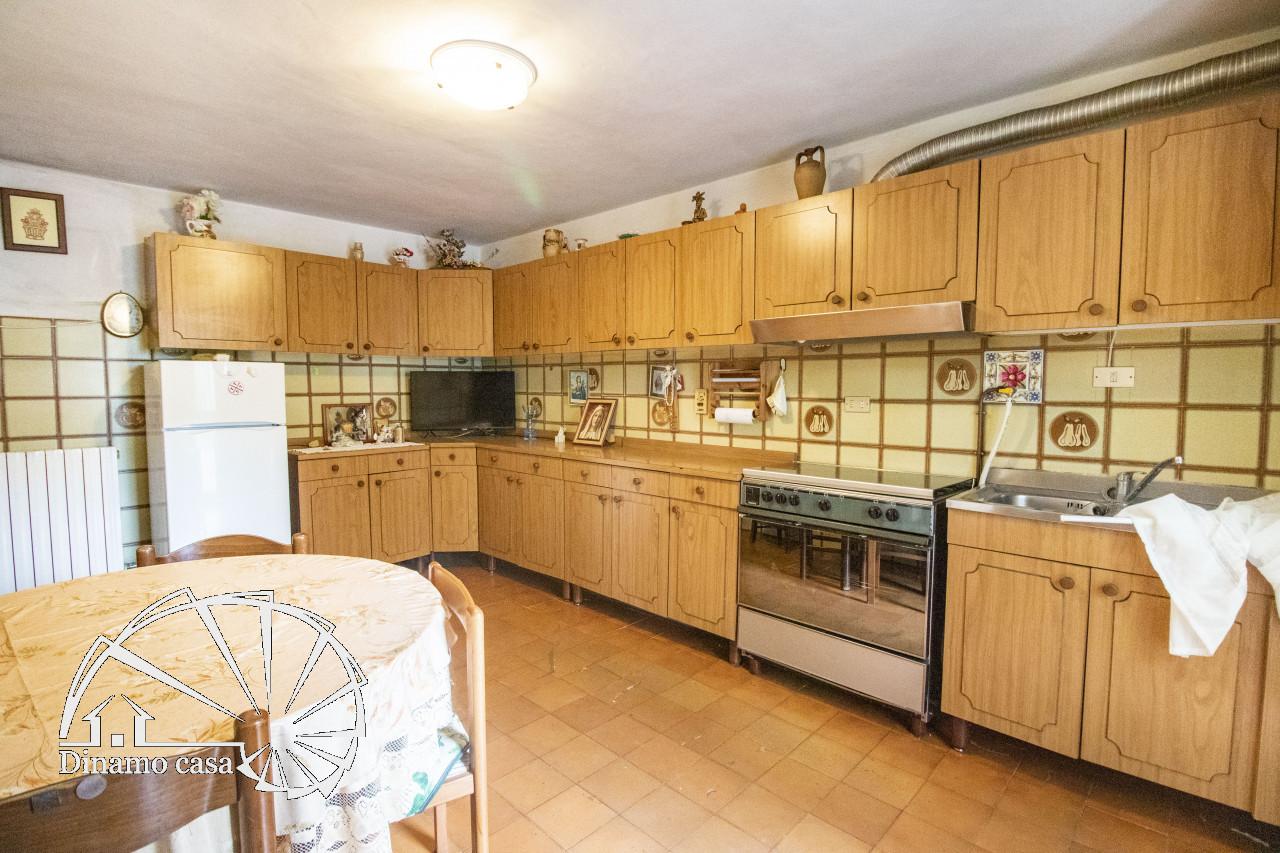 Casa indipendente in vendita a Prato