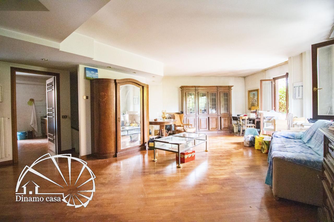 Appartamento in vendita a Prato
