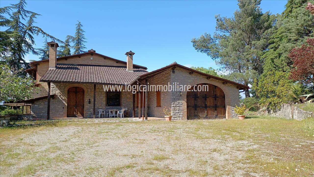 Villa in vendita a Paciano