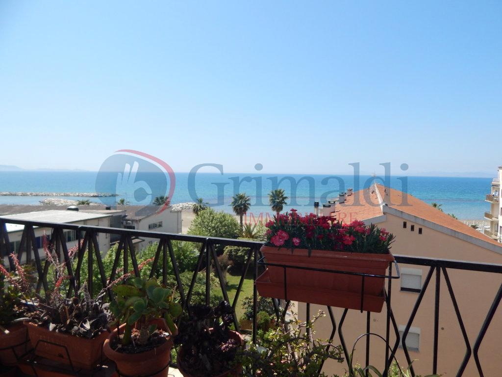 Appartamento in vendita a Follonica