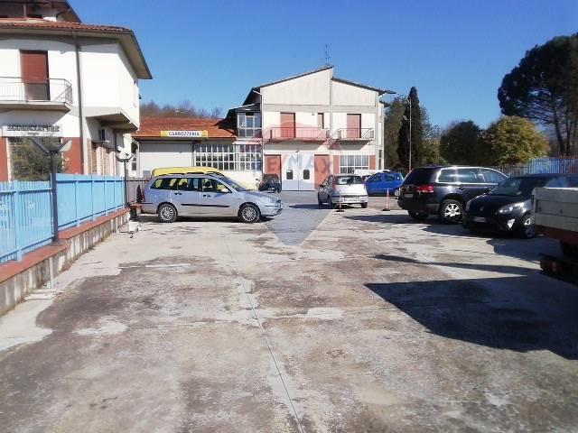 Negozio in vendita a San Giovanni Valdarno