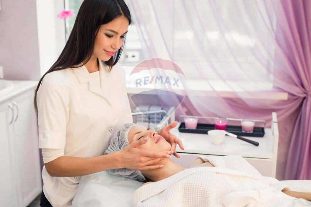 Esercizio commerciale in vendita a Empoli