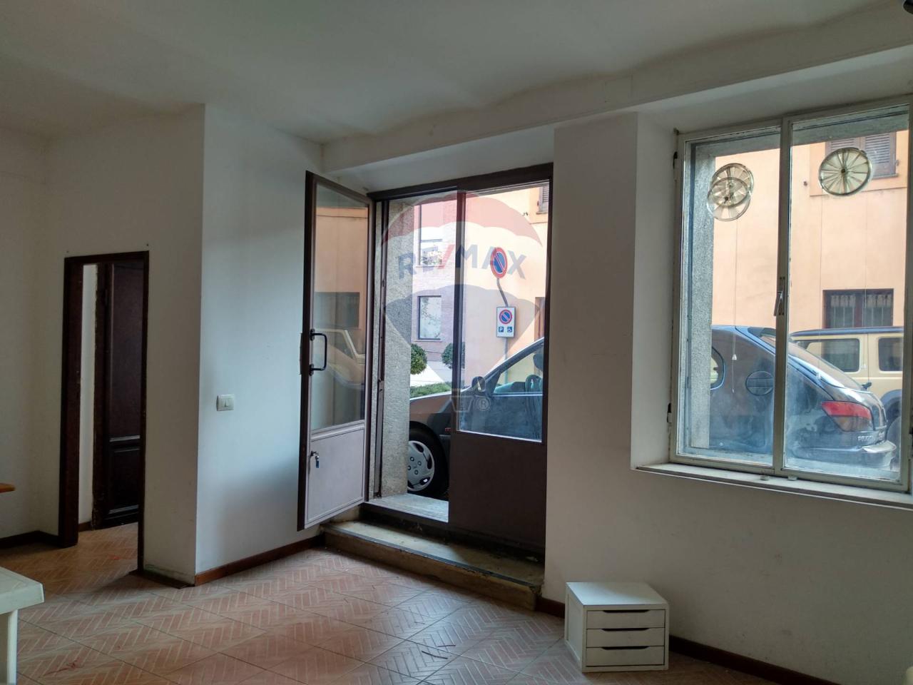 Negozio in affitto a Bastia Umbra