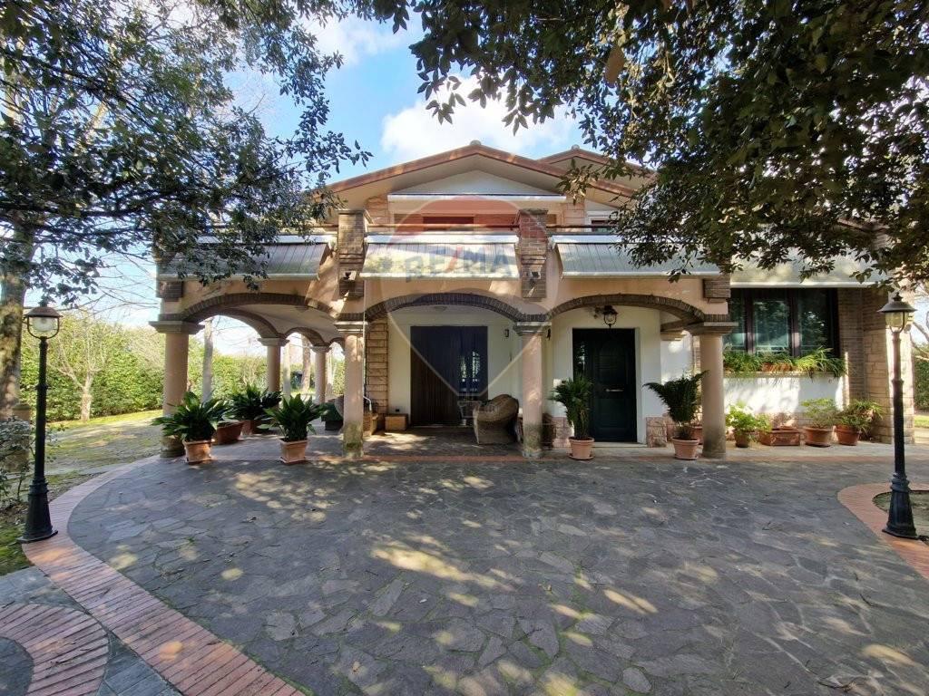 Villa in vendita a Bastia Umbra
