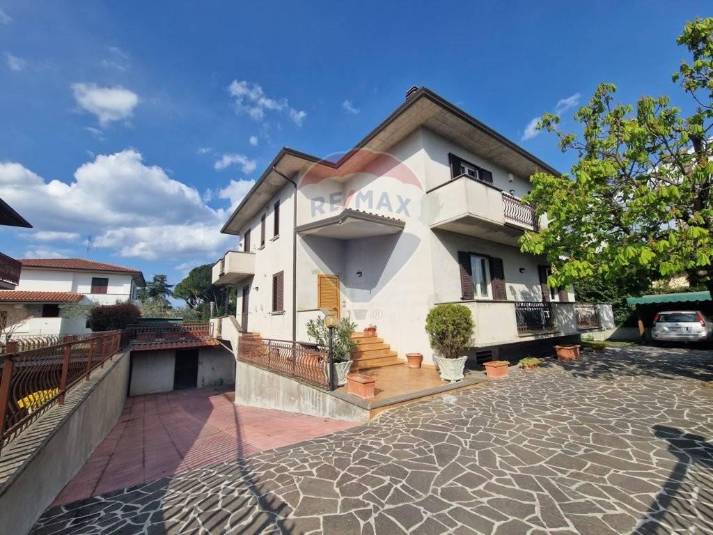 Casa indipendente in vendita a Assisi
