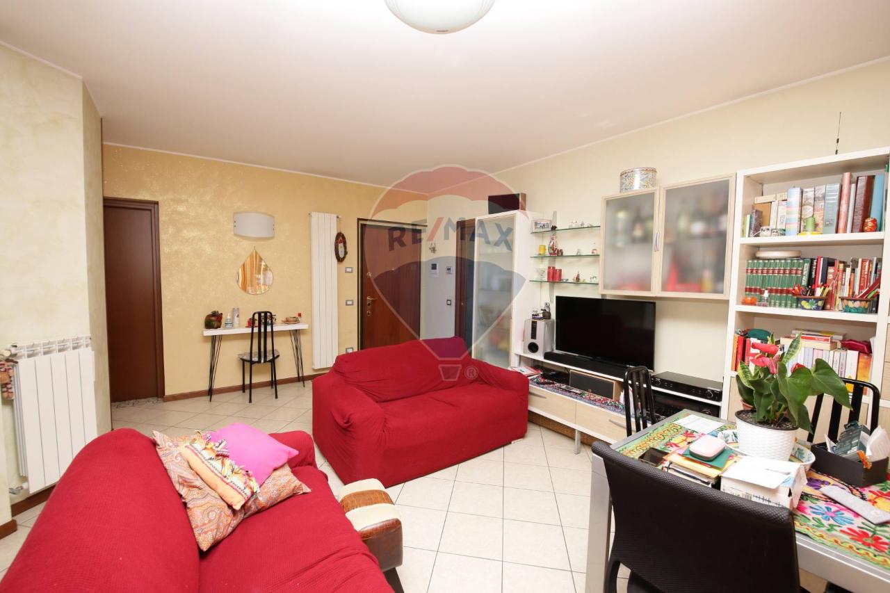 Appartamento in vendita a Rescaldina