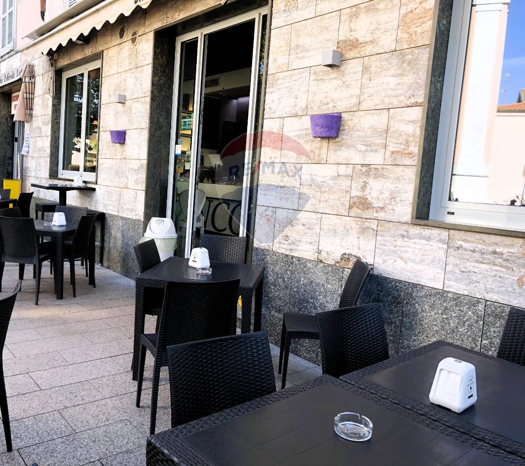 Bar in vendita a Arconate