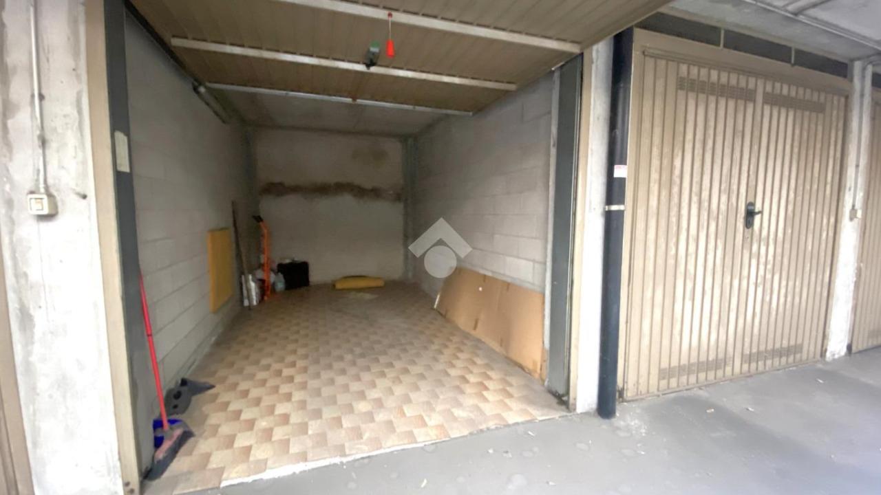 Box in vendita a Torino