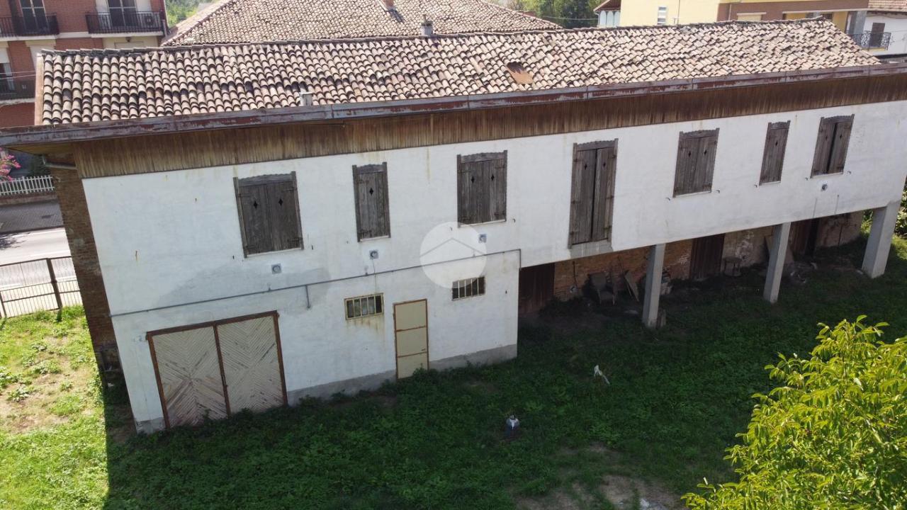Rustico in vendita a Montegrosso D'Asti