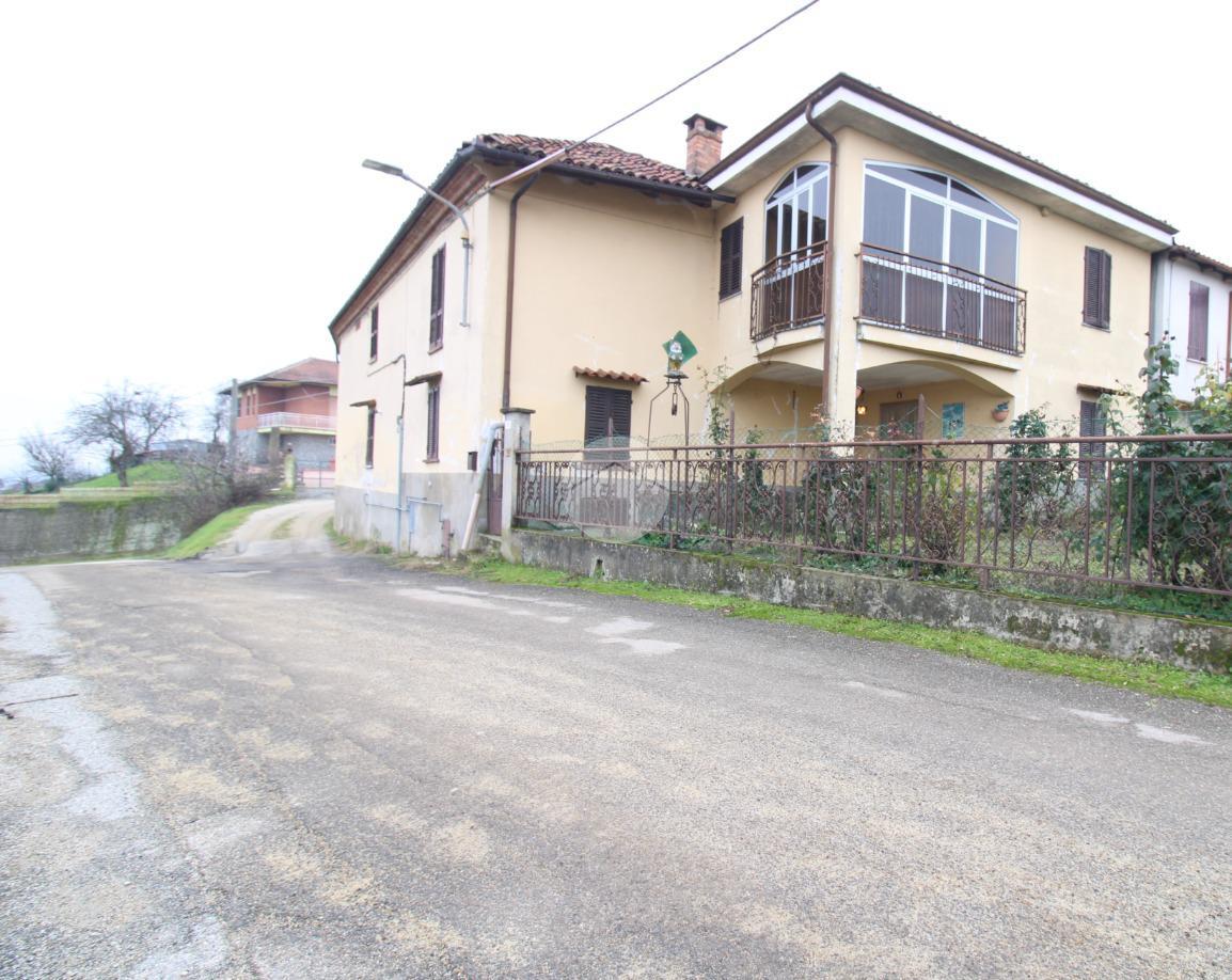 Casa indipendente in vendita a Montaldo Scarampi