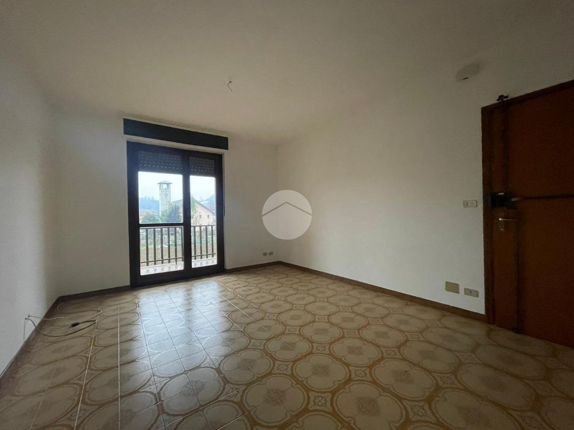 Appartamento in affitto a Mombercelli