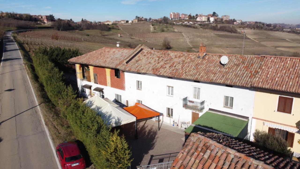 Casa indipendente in vendita a Agliano Terme