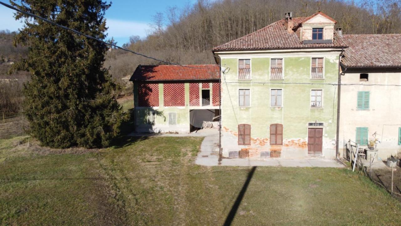 Casa indipendente in vendita a Mombercelli