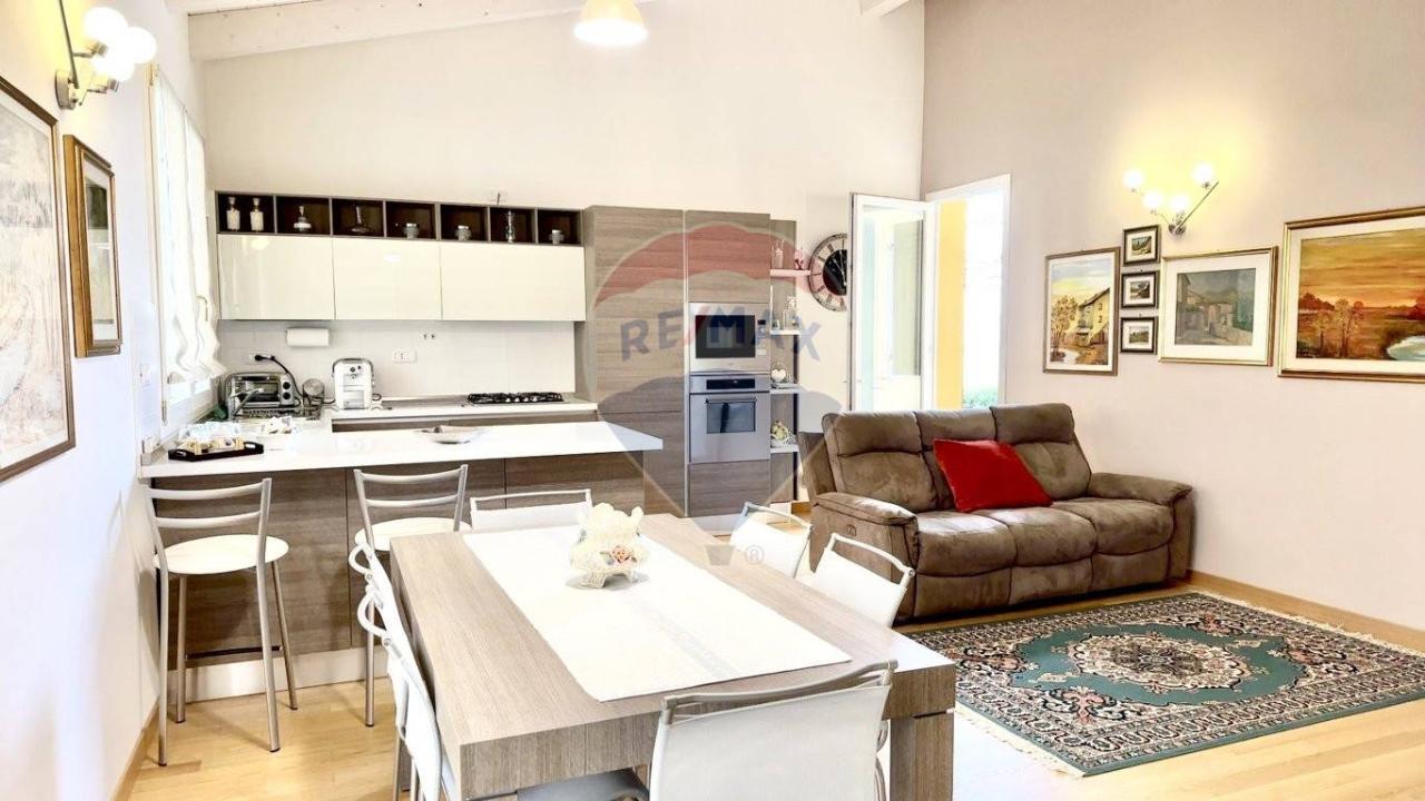 Villa in vendita a San Costanzo