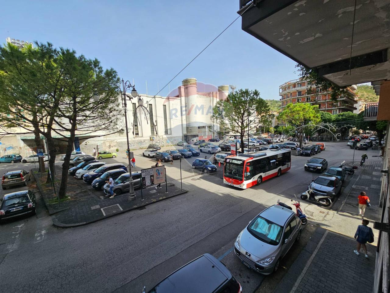 Appartamento in vendita a Salerno