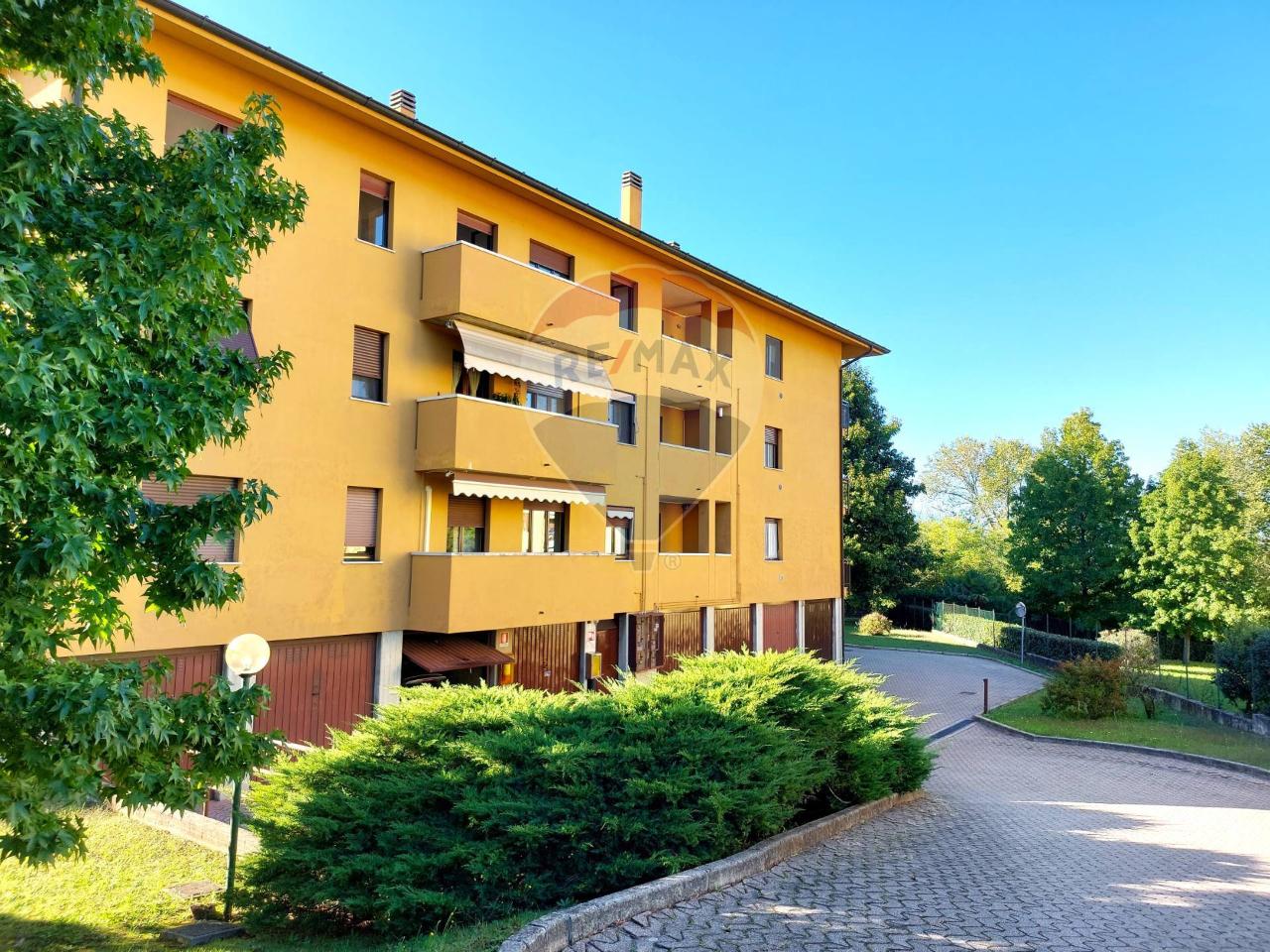 Appartamento in vendita a Besana In Brianza