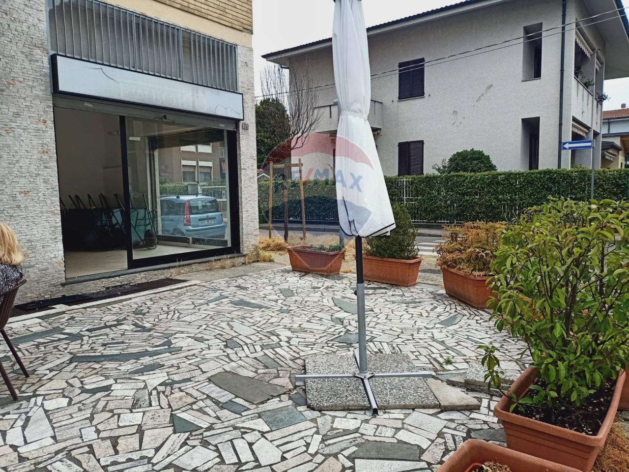 Negozio in vendita a Muggiò