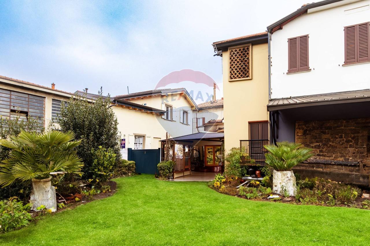 Rustico in vendita a Bulciago
