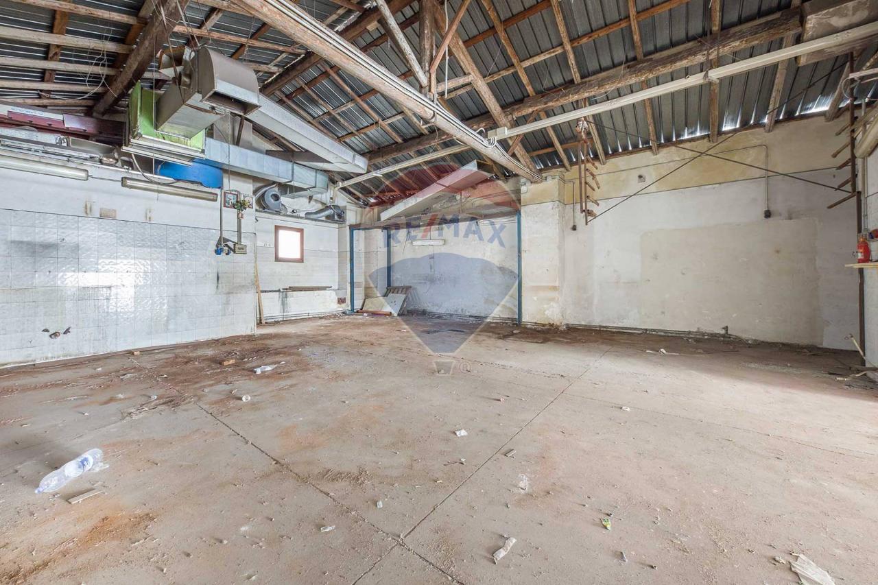 Negozio in vendita a Catania