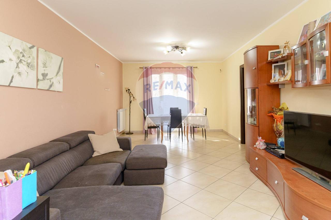 Appartamento in vendita a Camporotondo Etneo