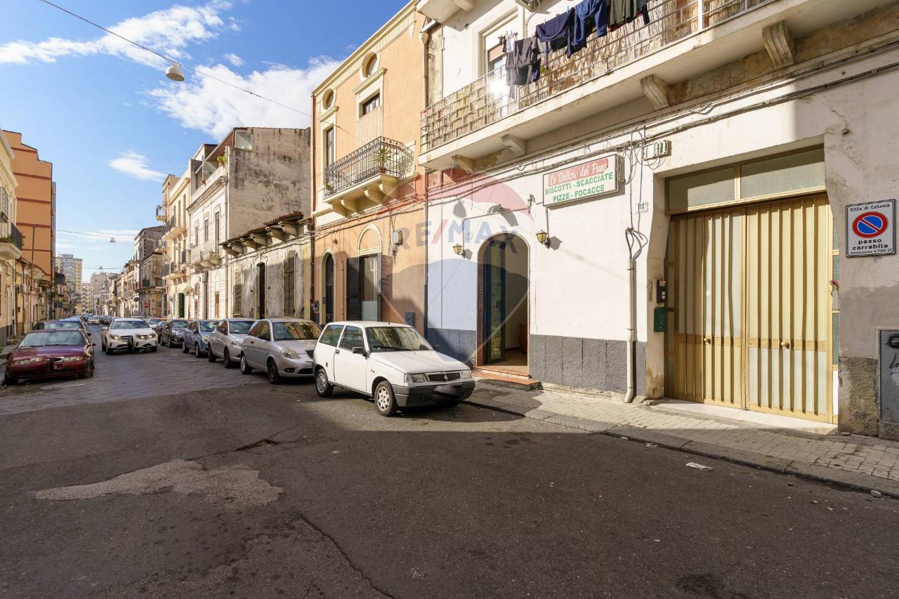 Negozio in vendita a Catania