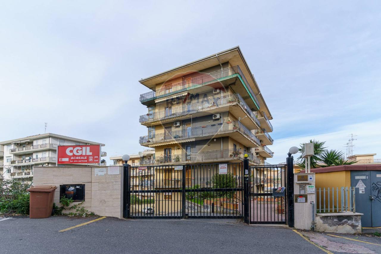Appartamento in vendita a Acireale
