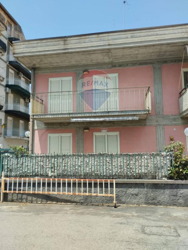 Appartamento in vendita a Calatabiano