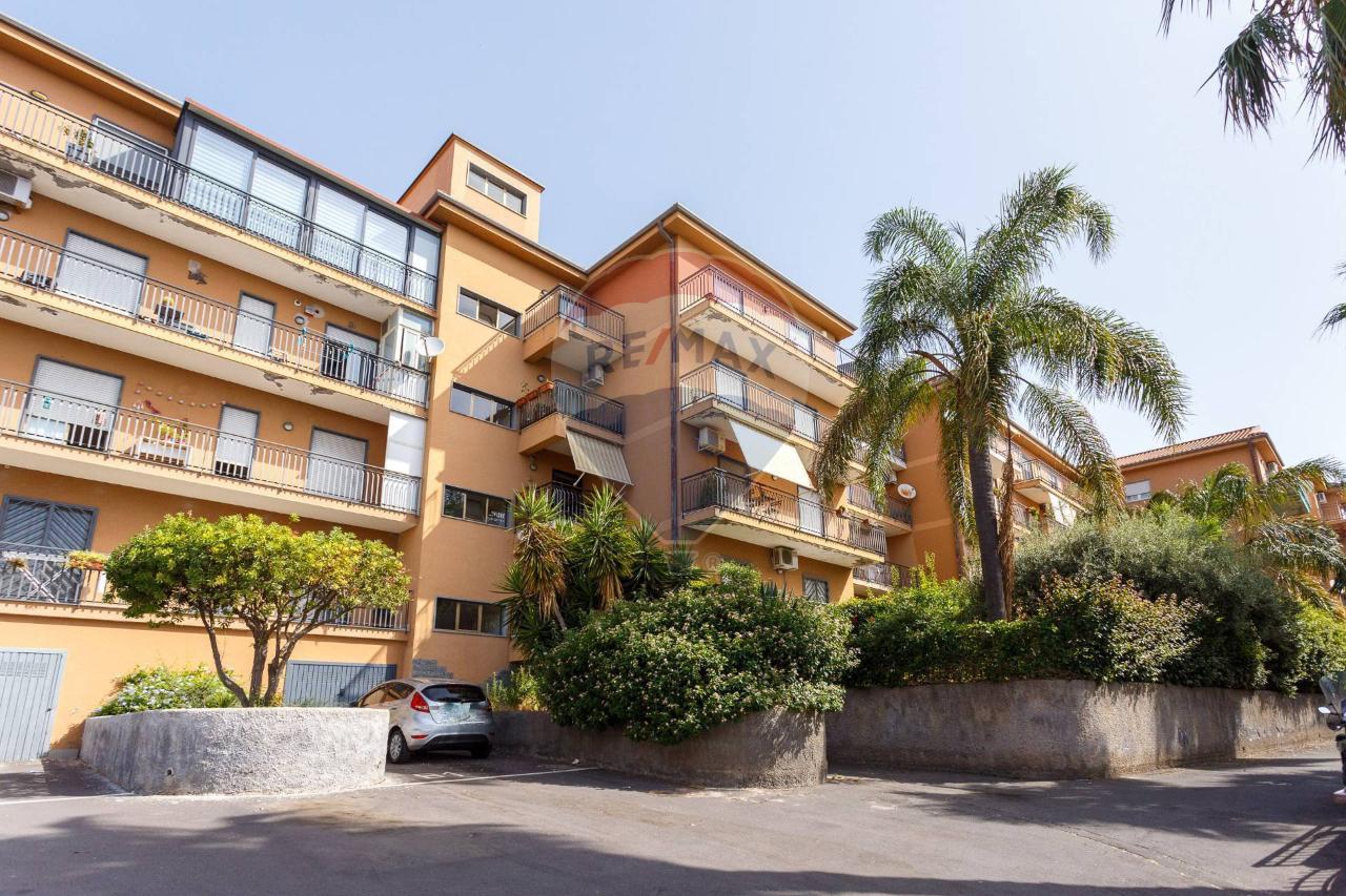 Appartamento in vendita a Aci Catena