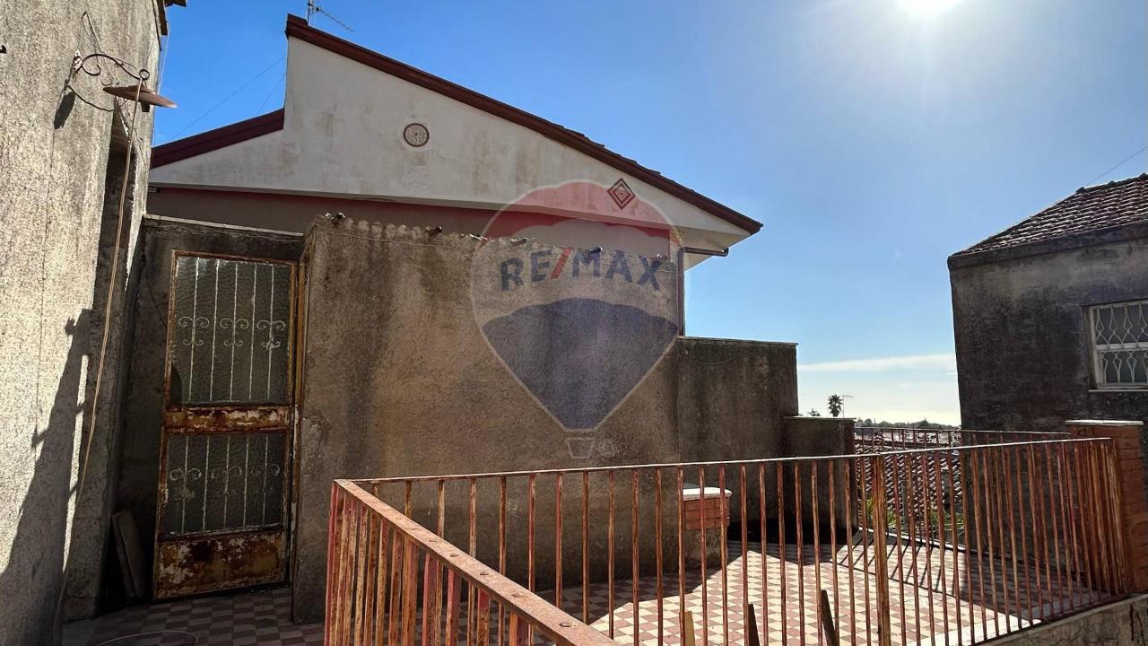 Casa indipendente in vendita a Pedara