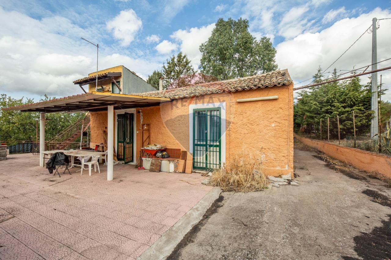 Casa indipendente in vendita a Santa Maria Di Licodia