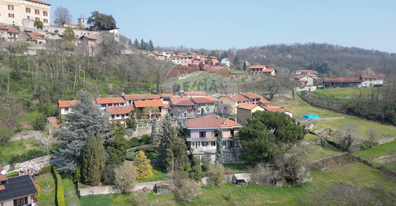 Villa in vendita a Roppolo