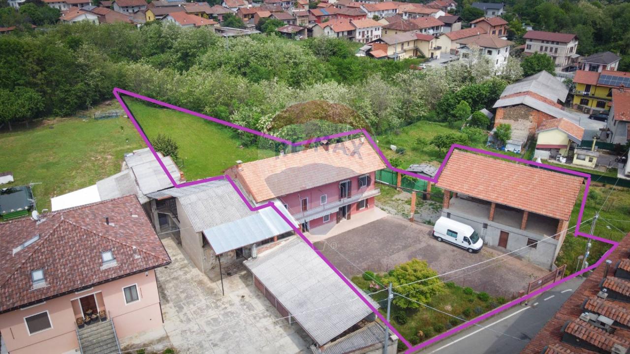 Casa indipendente in vendita a Benna