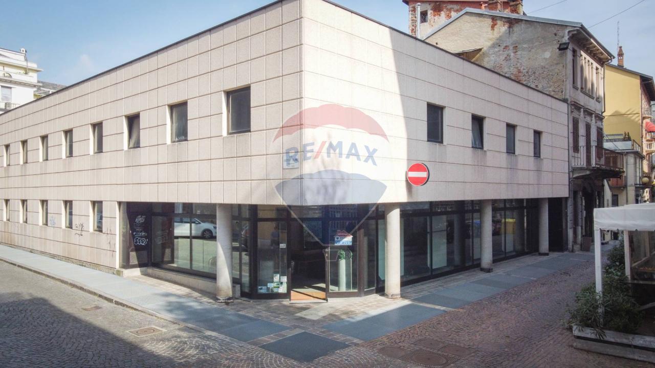 Negozio in affitto a Biella