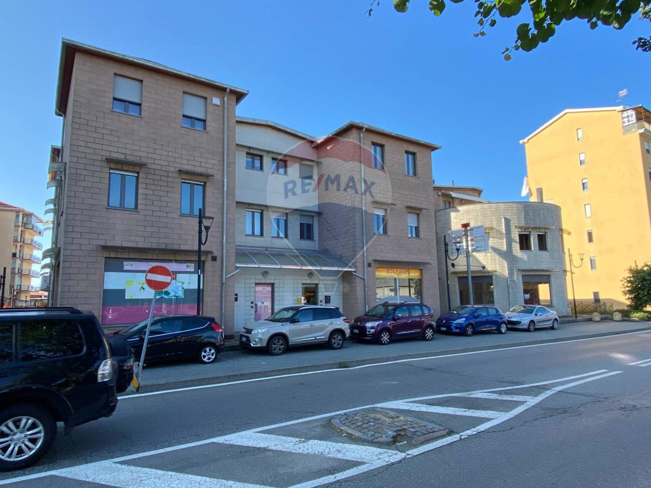 Ufficio in vendita a Cossato