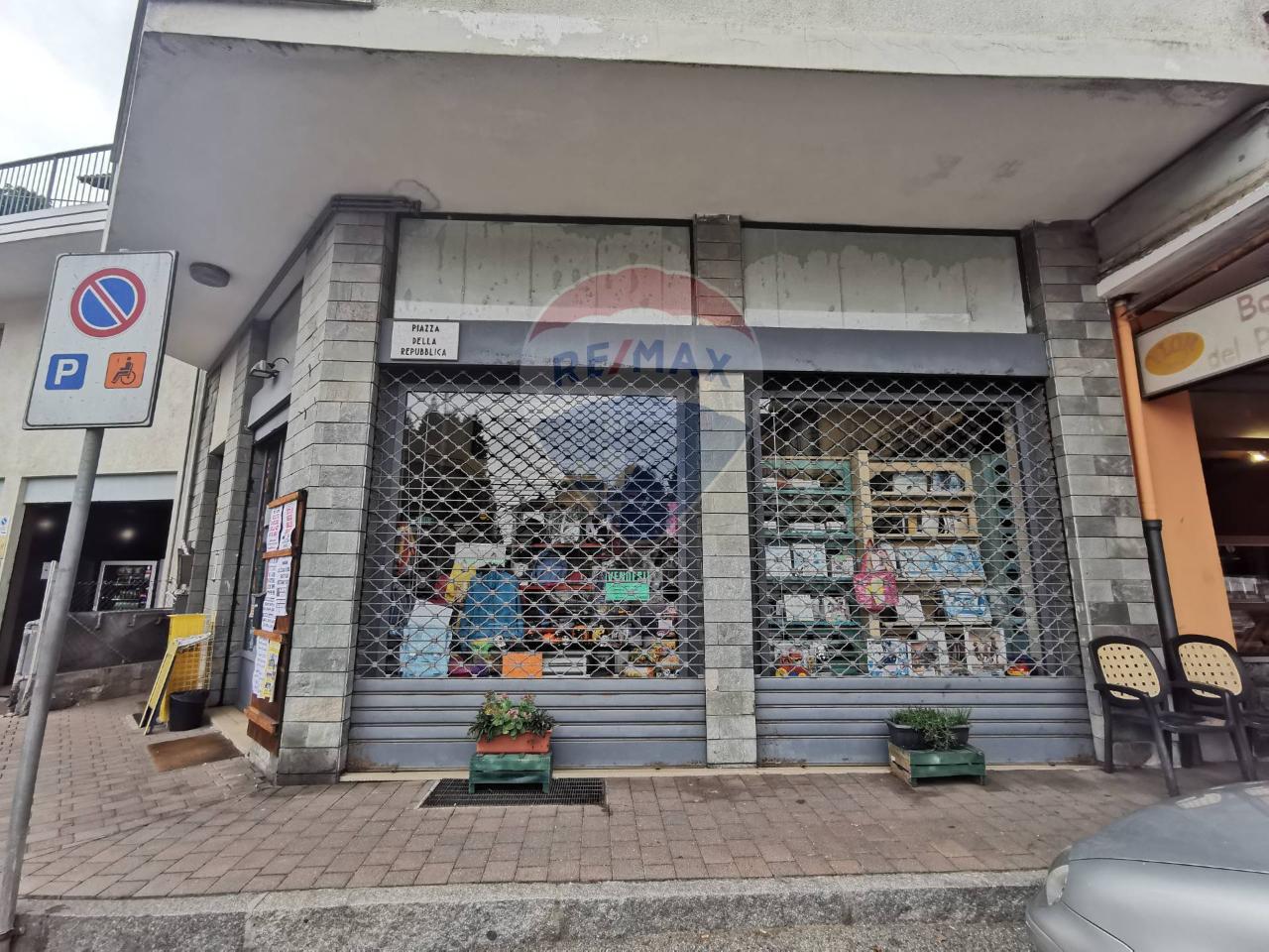 Esercizio commerciale in vendita a Valdilana