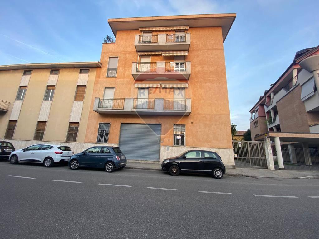 Negozio in affitto a Busto Arsizio