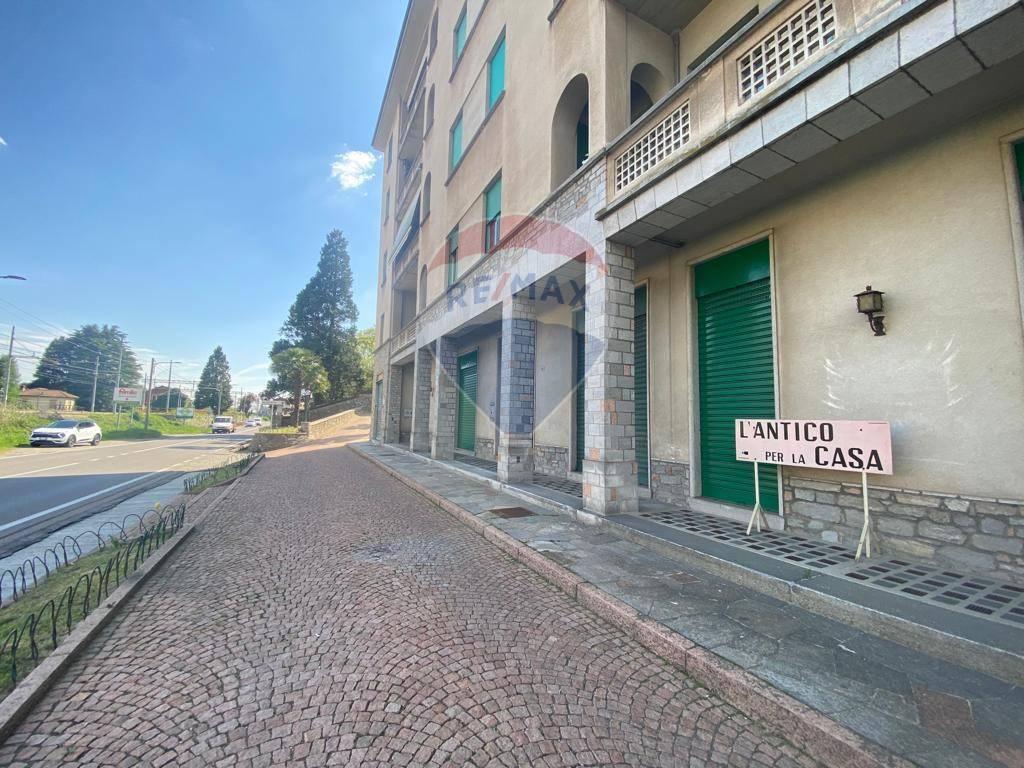 Negozio in vendita a Albizzate