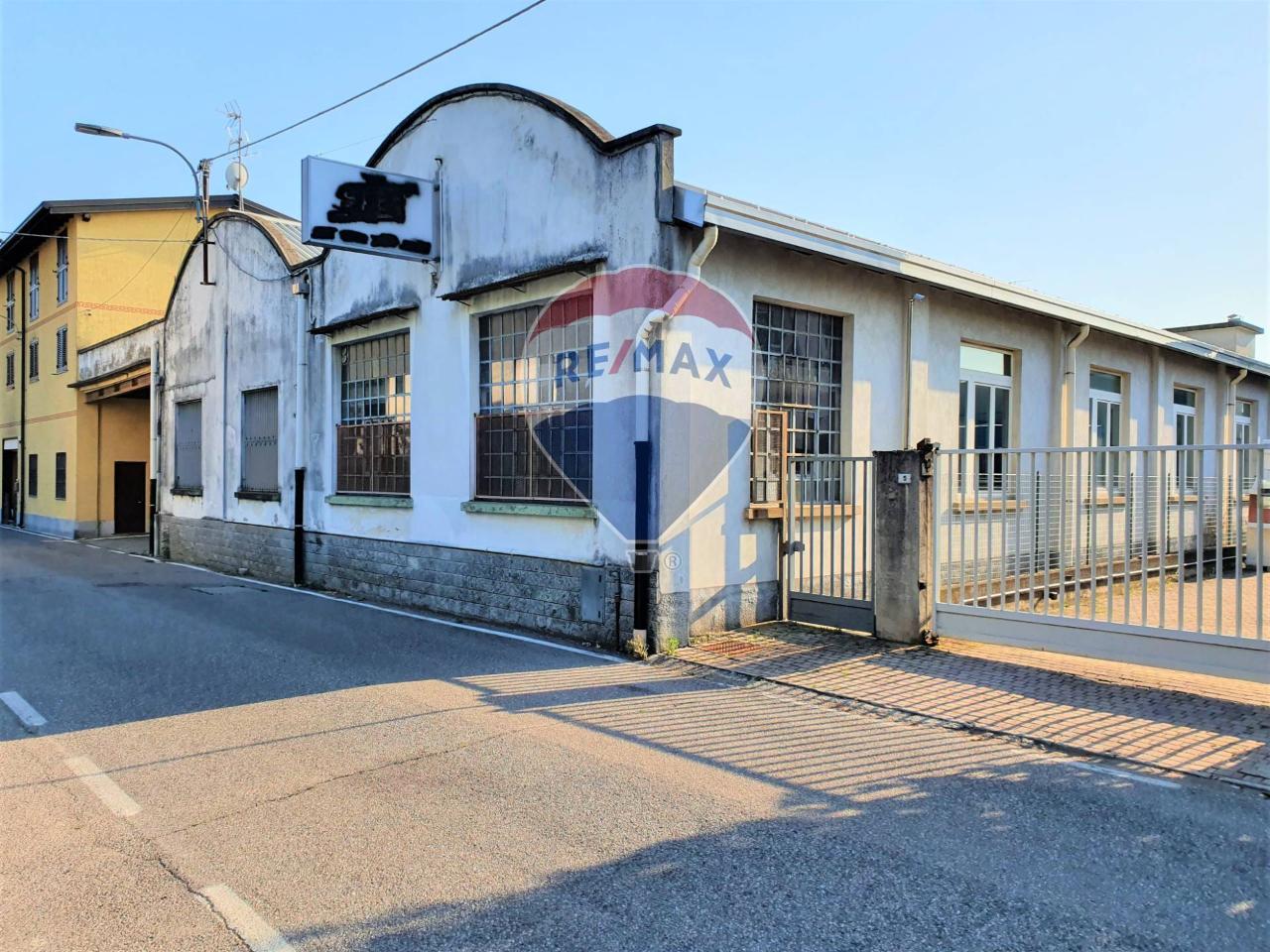 Capannone in vendita a Oggiona Con Santo Stefano