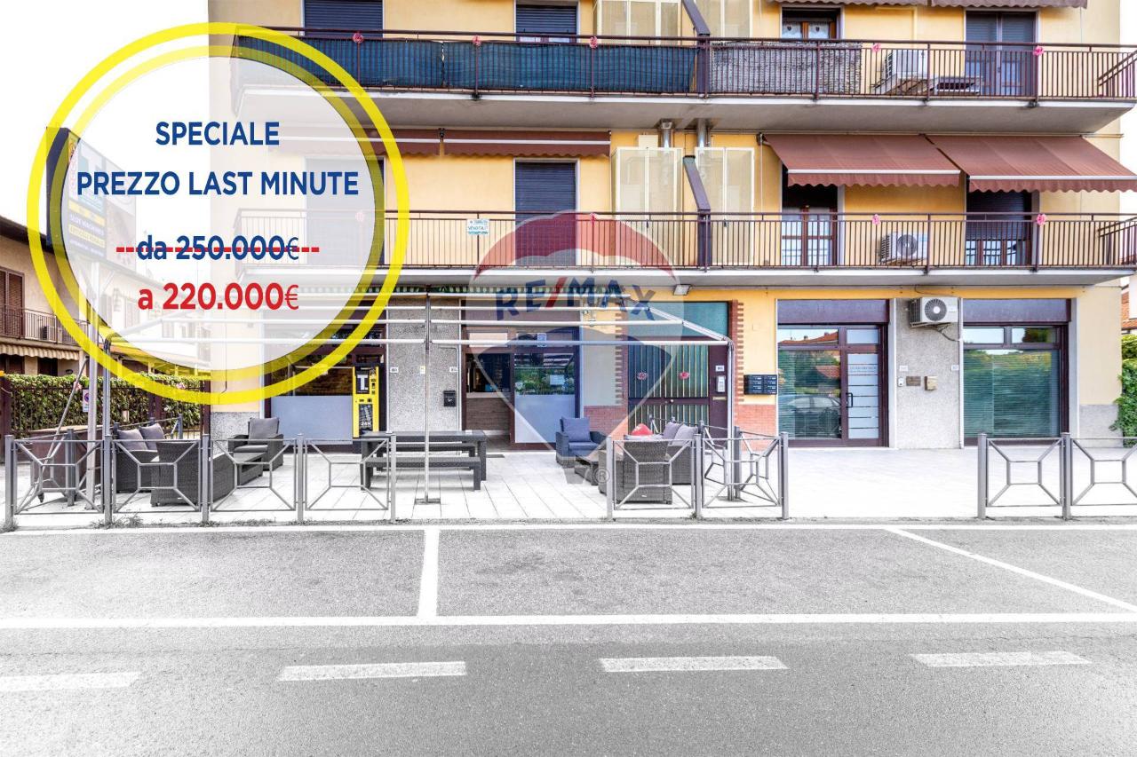 Esercizio commerciale in vendita a Cavaria Con Premezzo