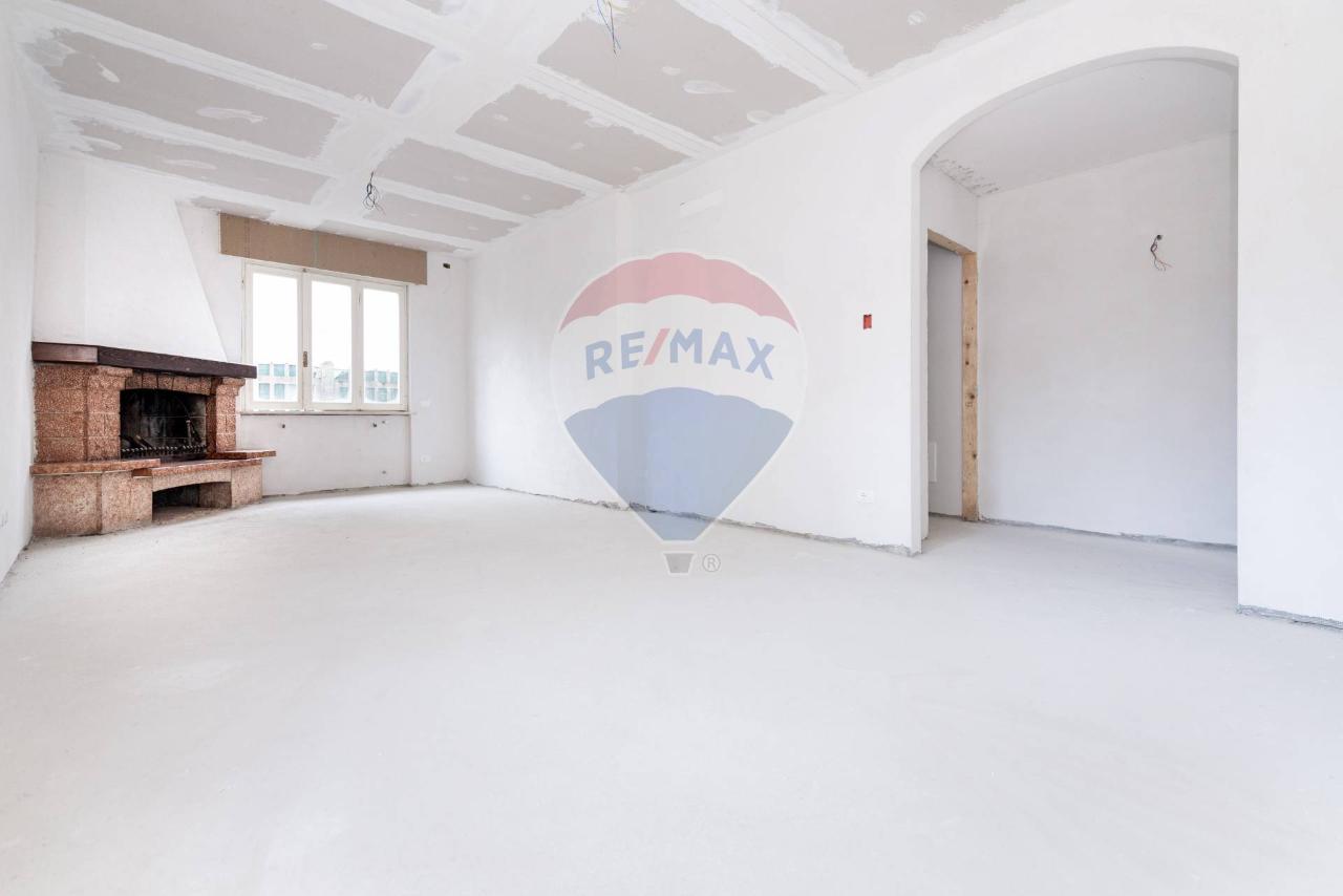 Appartamento in vendita a Cardano Al Campo