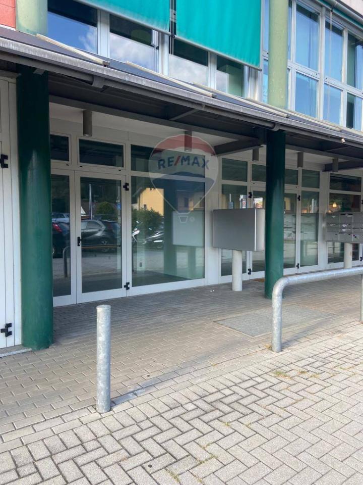 Negozio in vendita a Vergiate