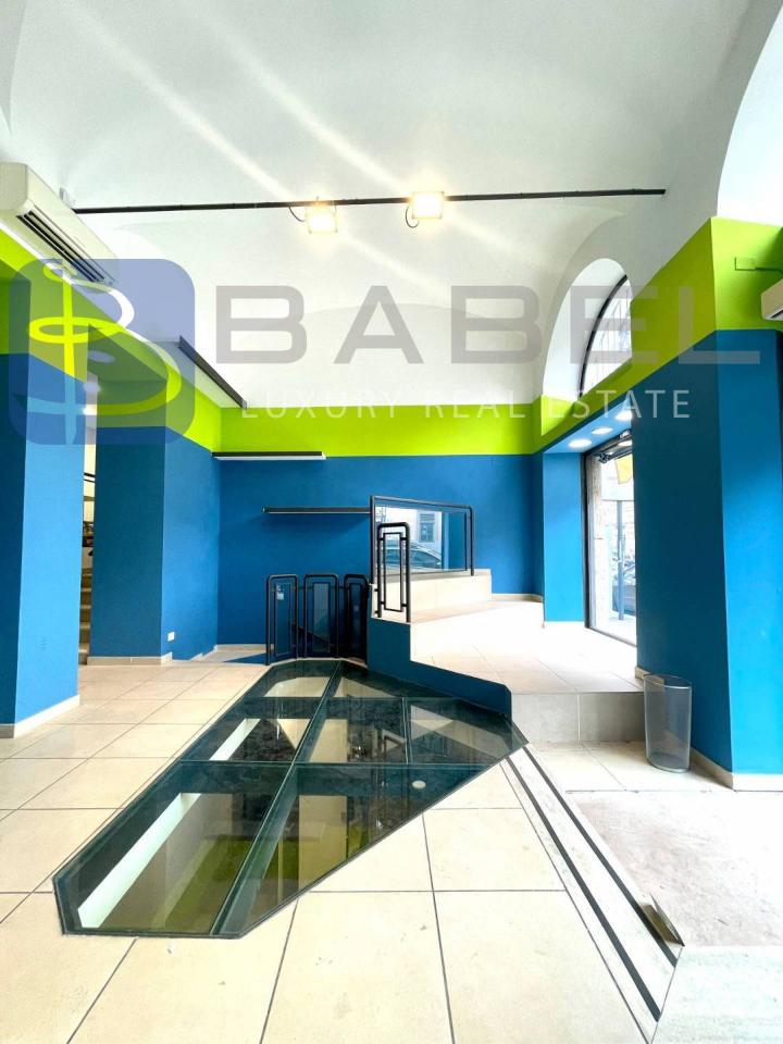 Negozio in affitto a Roma