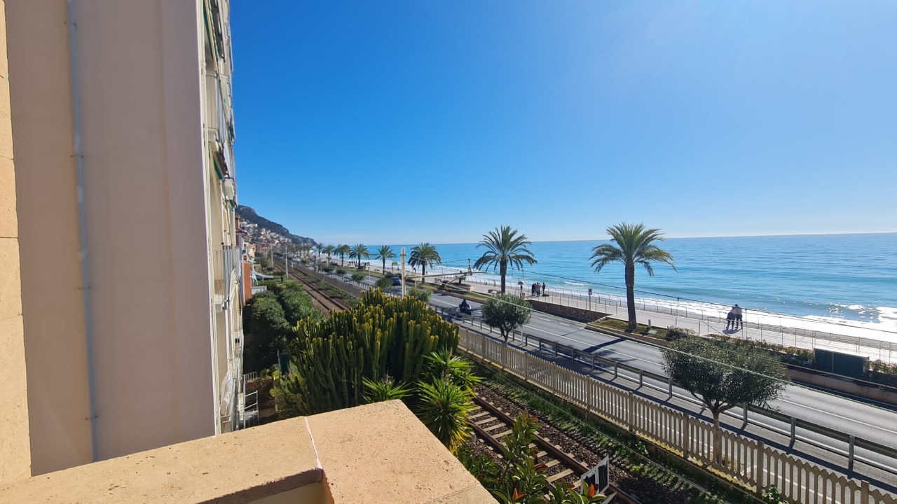 Appartamento in vendita a Pietra Ligure