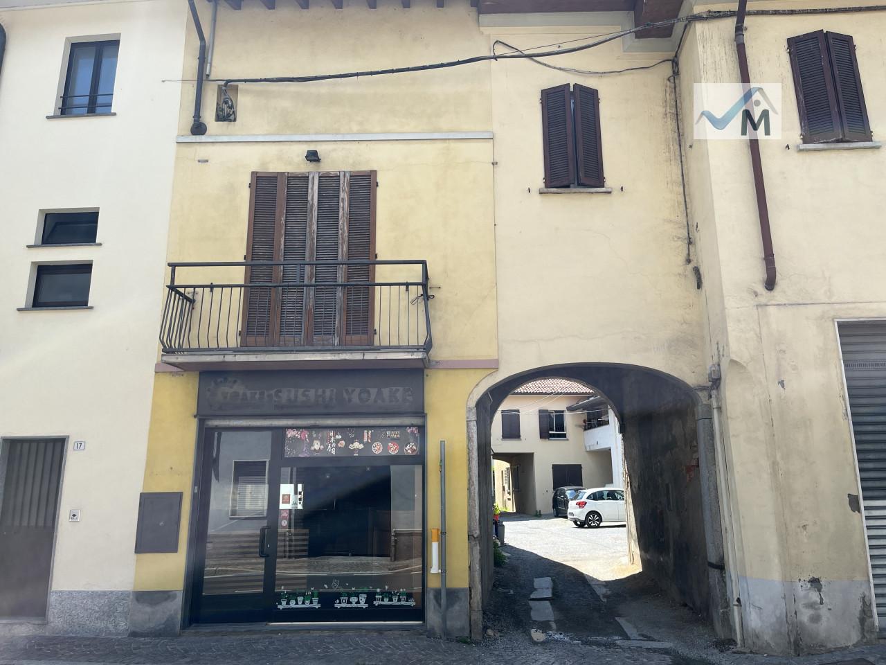 Negozio in vendita a Barlassina