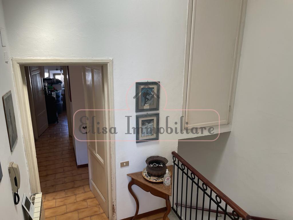 Appartamento in vendita a Viareggio