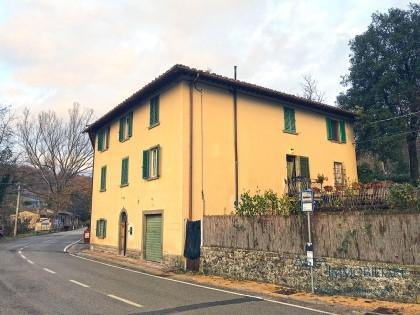 Casa indipendente in vendita a Radda In Chianti
