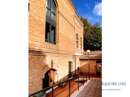 Ufficio in vendita a Siena